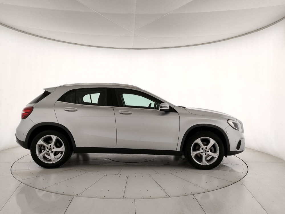 Automobile Mercedes-Benz GLA Usata in vendita a 25.900€ - L'Auto