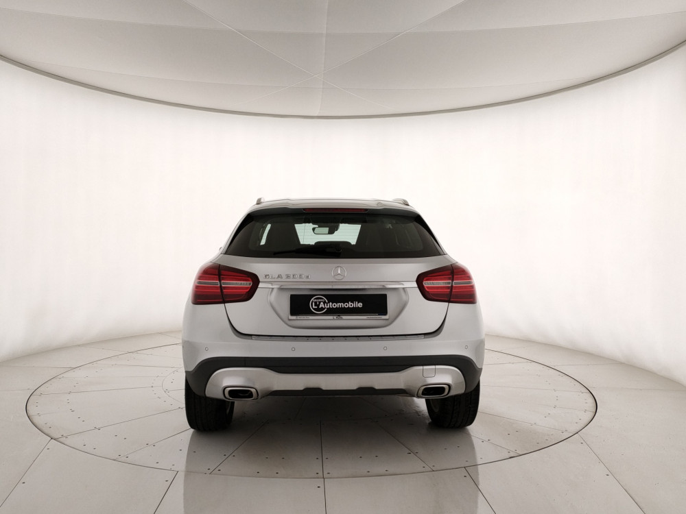 Automobile Mercedes-Benz GLA Usata in vendita a 25.900€ - L'Auto